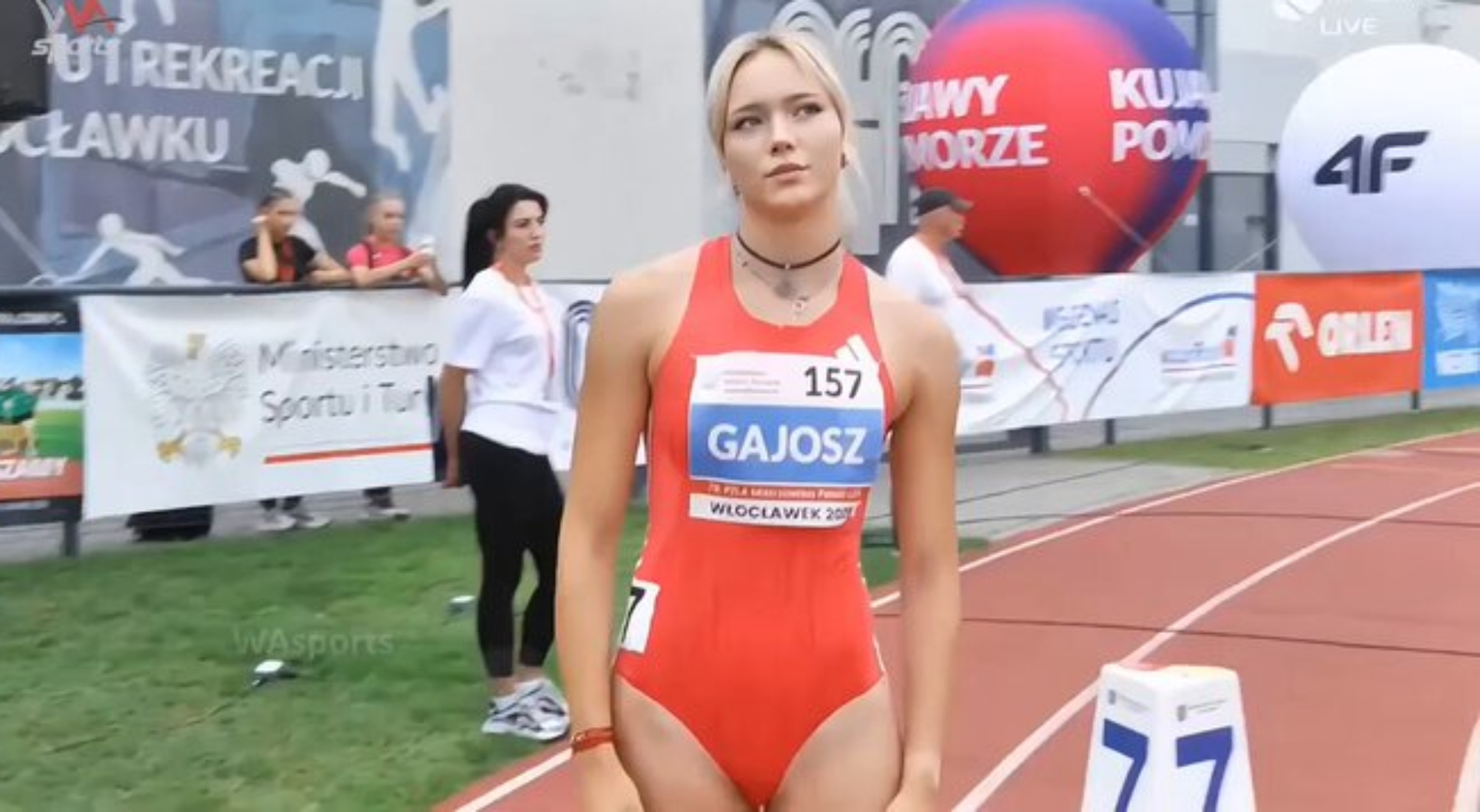 19-Year-Old Polish Track Star Wiktoria Gajosz Is Breaking Records [VIDEO]