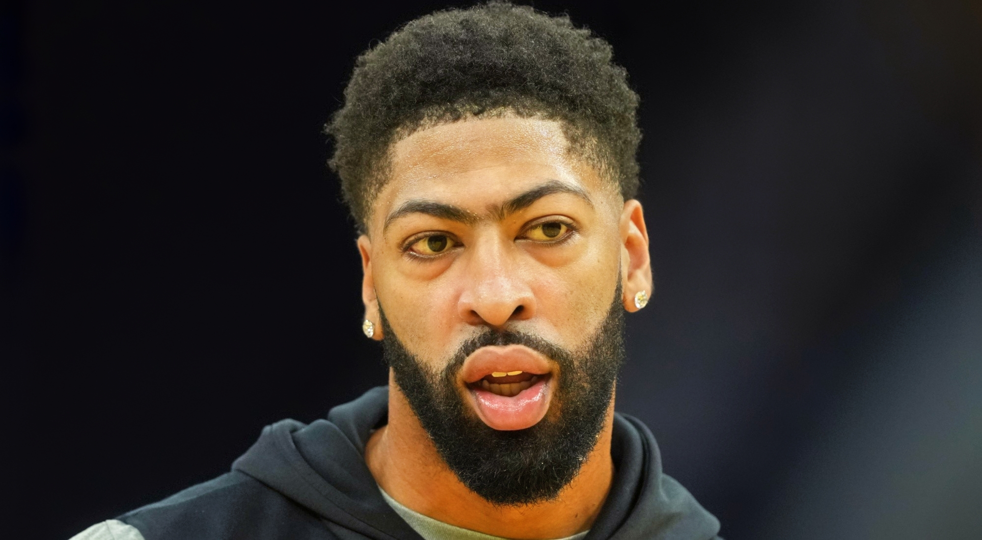 Anthony Davis Reveals Surprising Letter He Received on His First Night ...