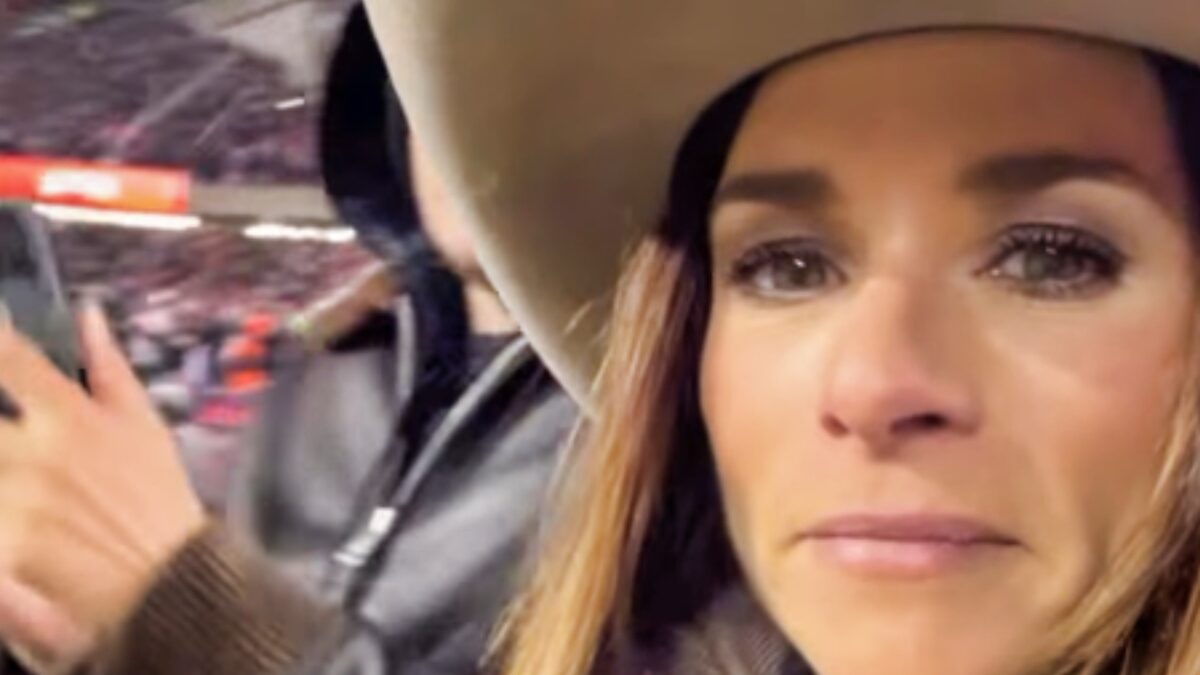 Danica Patrick Was Going Viral At Bears-Rams NFC Playoff Clash