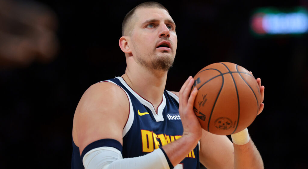Is Nikola Jokic Playing Tonight Against the Thunder? Latest Injury ...