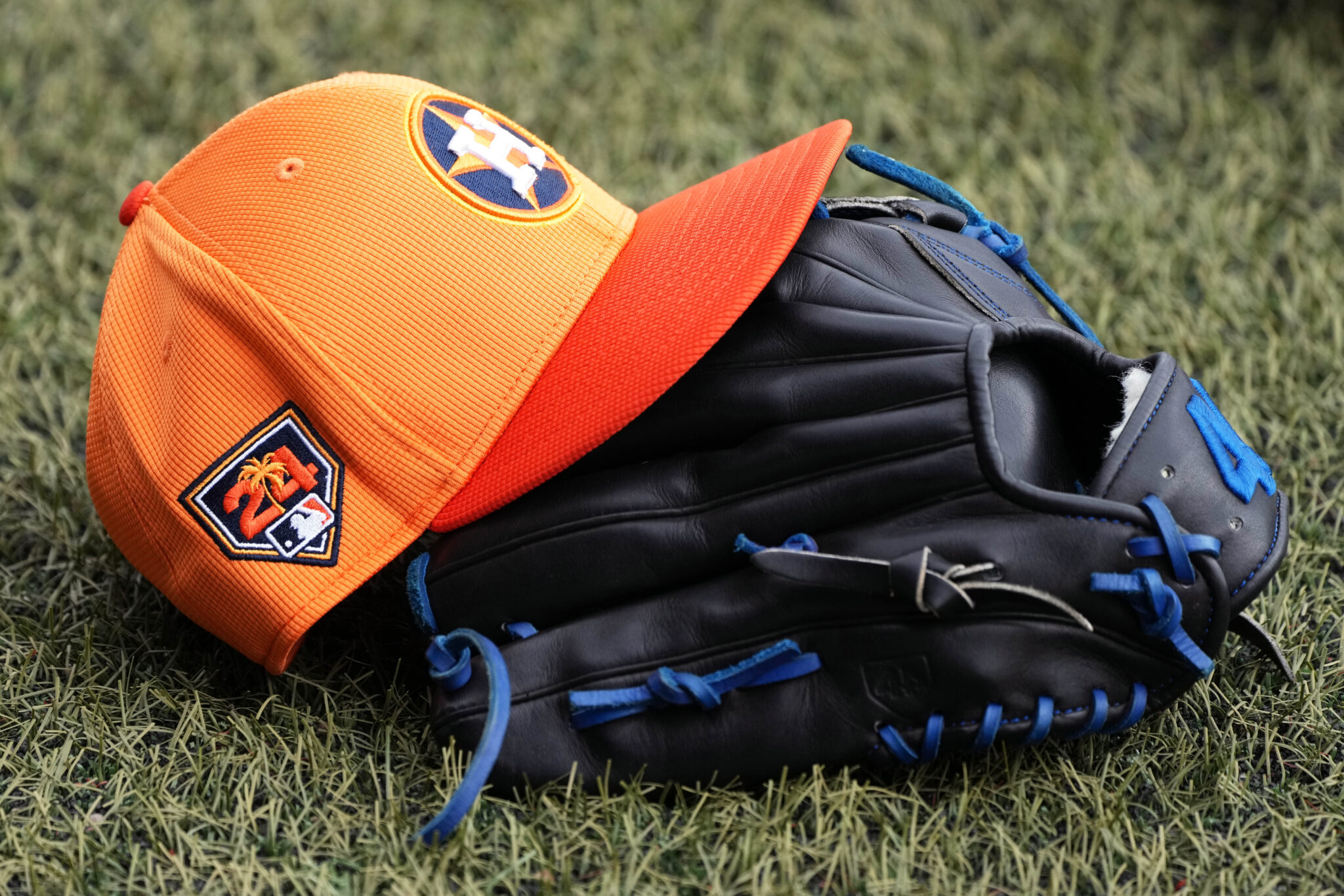 Houston Astros Seek Reunion With $30 Million Star for Backup Role as ...