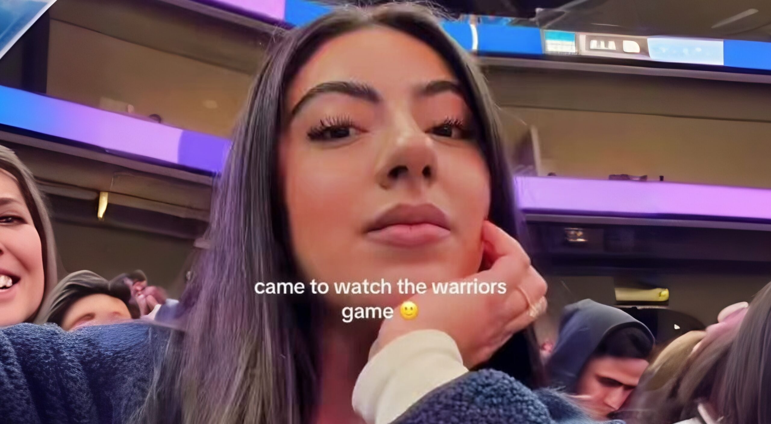 Came for the Warriors Game, Wound Up with VIP Seats to a Savage Brawl ...