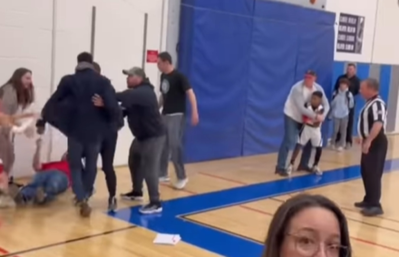 Father Totally Wipes Out Coach With Brutal Tackle After Fight Breaks ...