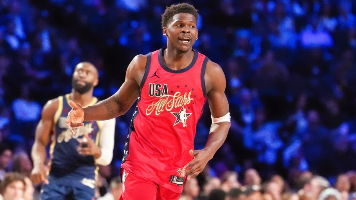 Anthony Edwards Issues Stern Warning to Basketball World for Sleeping ...