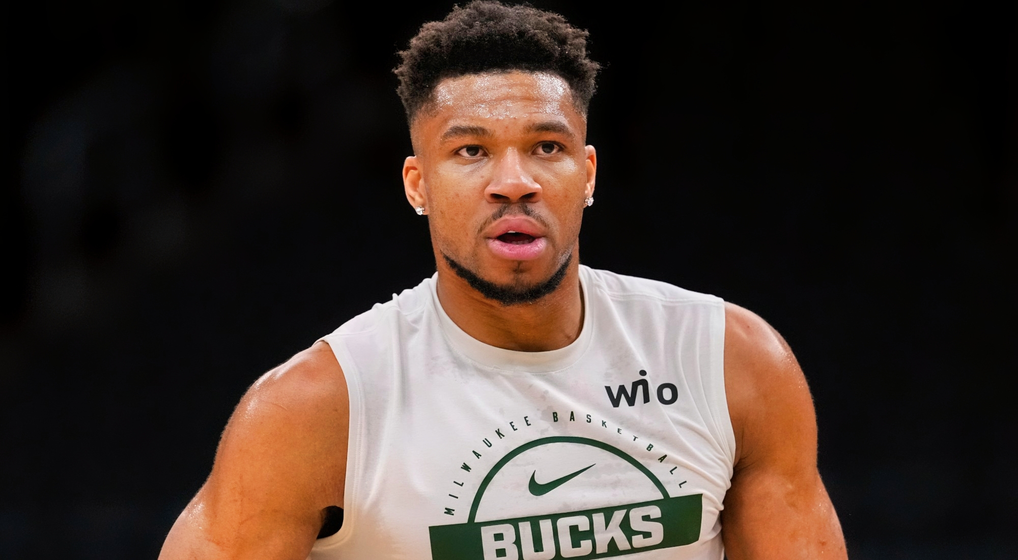 Giannis Antetokounmpo Standoff Forces Heat and Timberwolves to Pivot ...