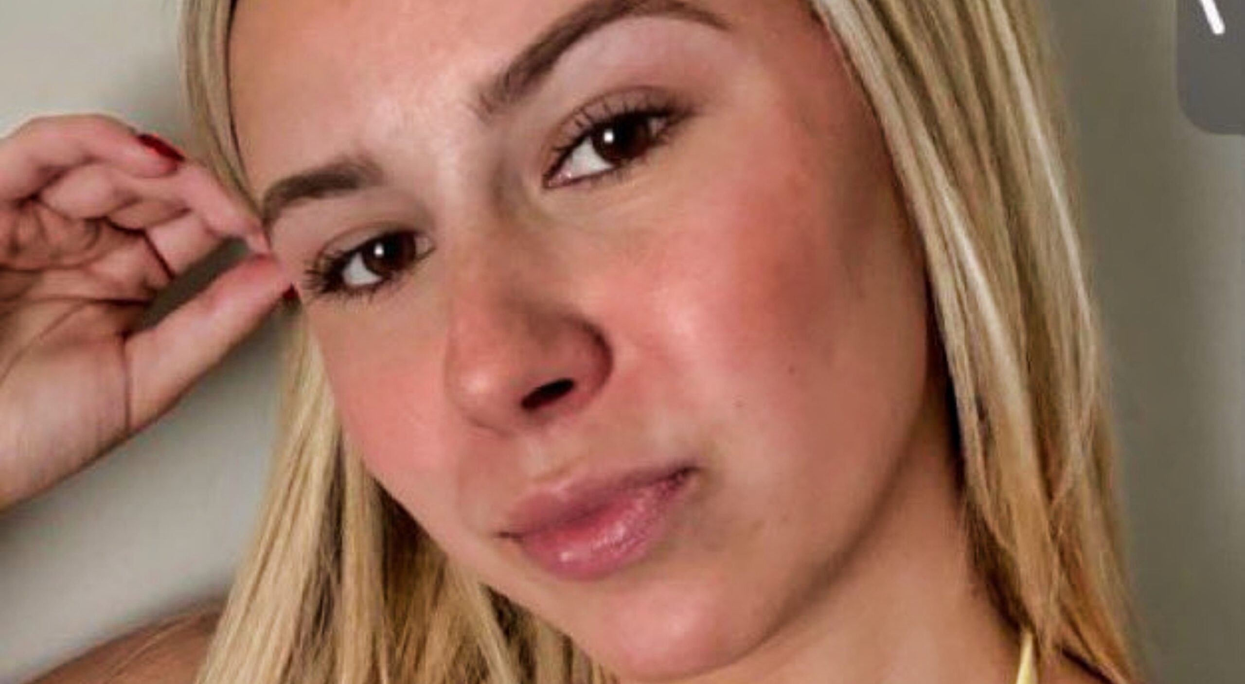 ‘Hawk Tuah’ Girl Haliey Welch Has "Officially Sold Out" As She Drops ...