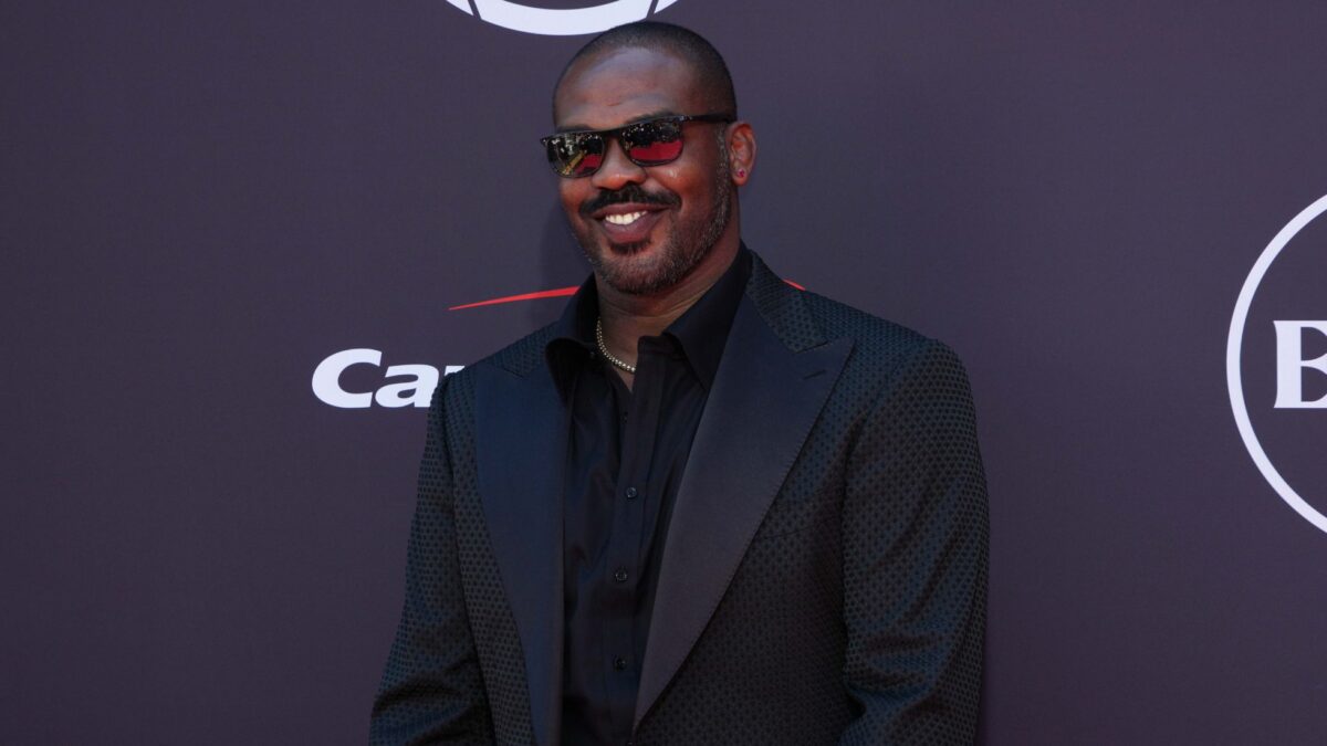 Jon Jones’ GOAT Case Takes a Hit as Legendary MMA Coach Draws a Hard ...