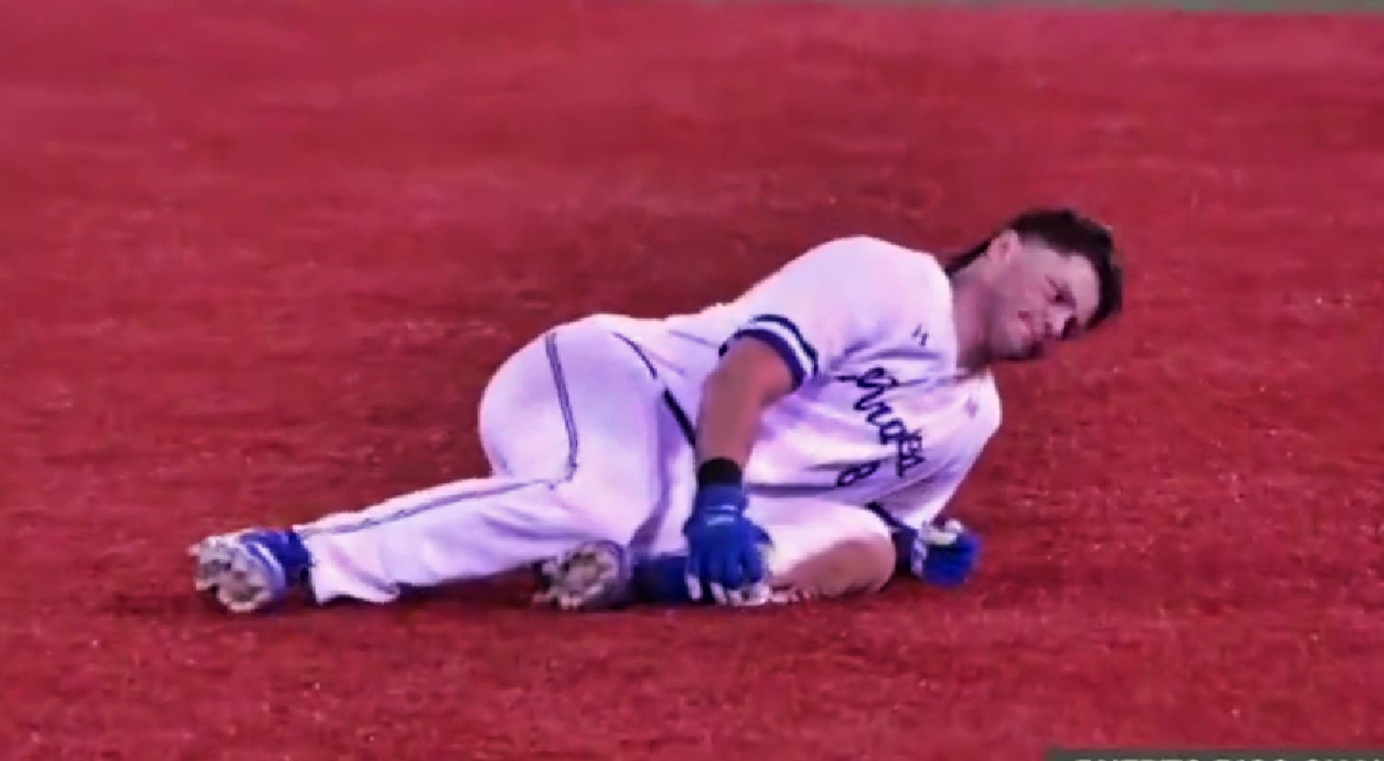 Seton Hall Baseball Player's Leg Snaps In Half During Home Run Trot In ...