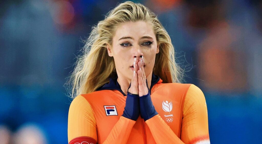 Jutta Leerdam’s Two Sisters Are Going Viral As They Celebrate Her ...