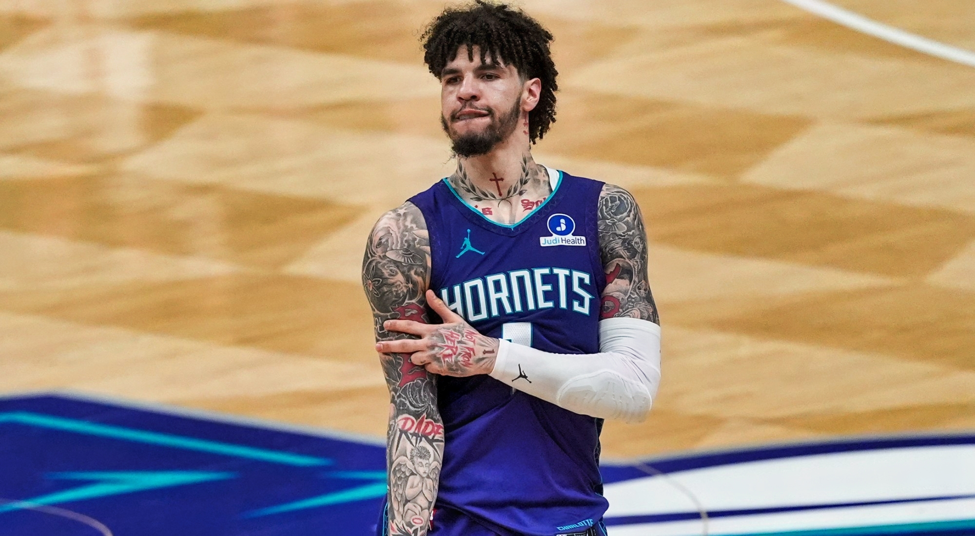 LaMelo Ball’s Hummer Repair Begins After Crash as New Update Surfaces