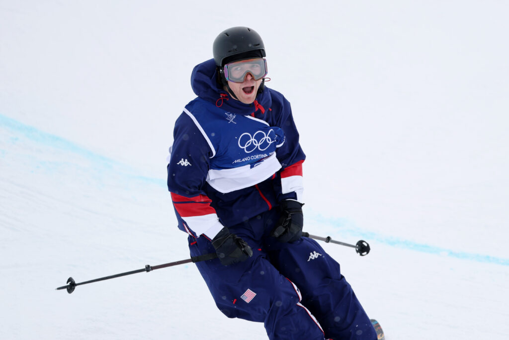 USA Olympian Hunter Hess Flashes Shocking Hand Gesture In Response To ...