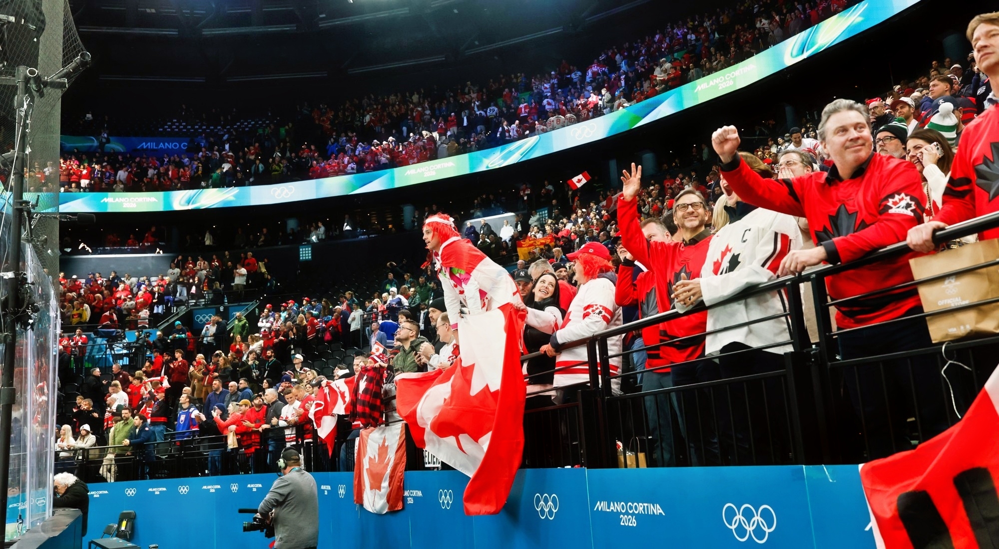 Canadian Province Changes Their Legal Drinking Hours So Fans Can Get ...