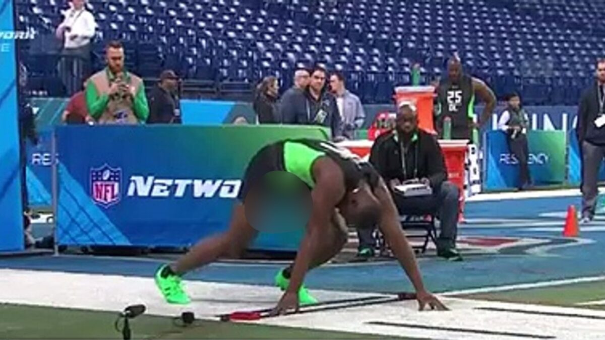 Horrific Wardrobe Malfunction With Player’s Manhood Falling Out At The ...
