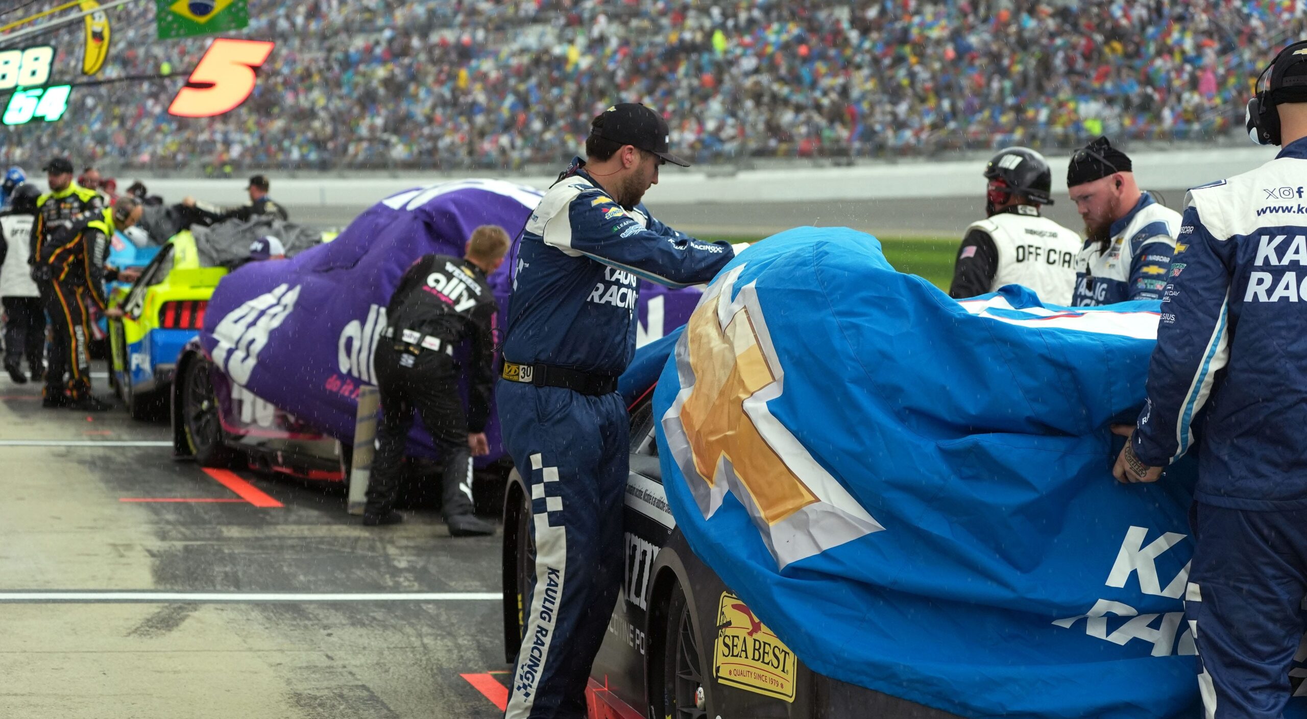 NASCAR Announces Major Change To Daytona 500 Start Time With Dangerous ...