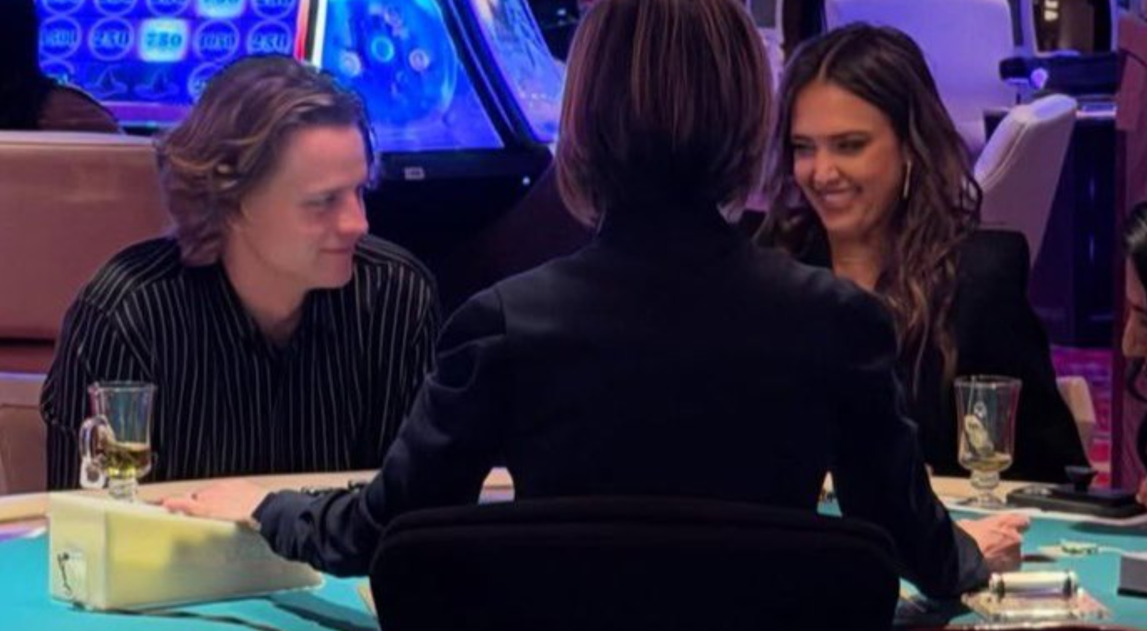 Source Reveals The Truth Behind Joe Burrow & Jessica Alba's Spicy ...
