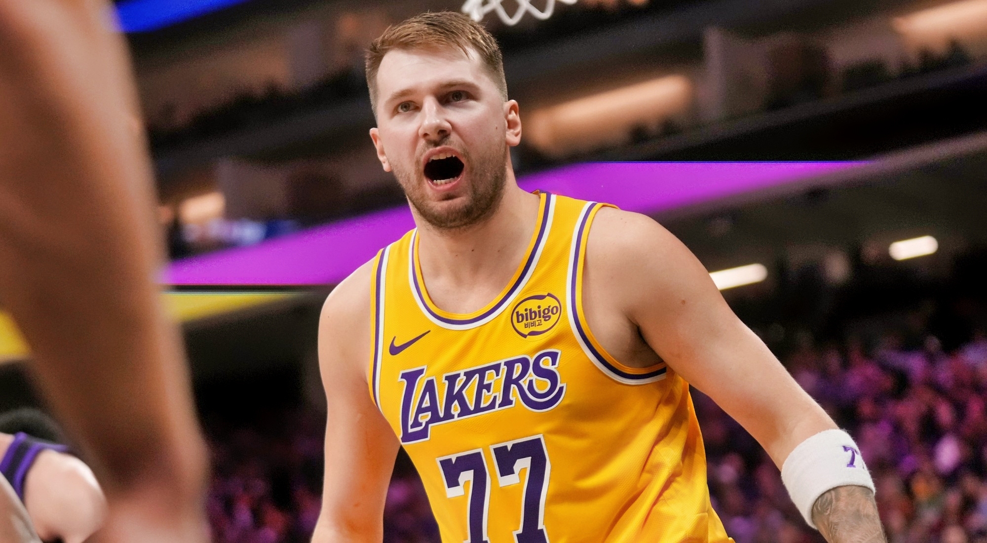 Shams Charania Shares Concerning Update on Luka Doncic as Recovery ...