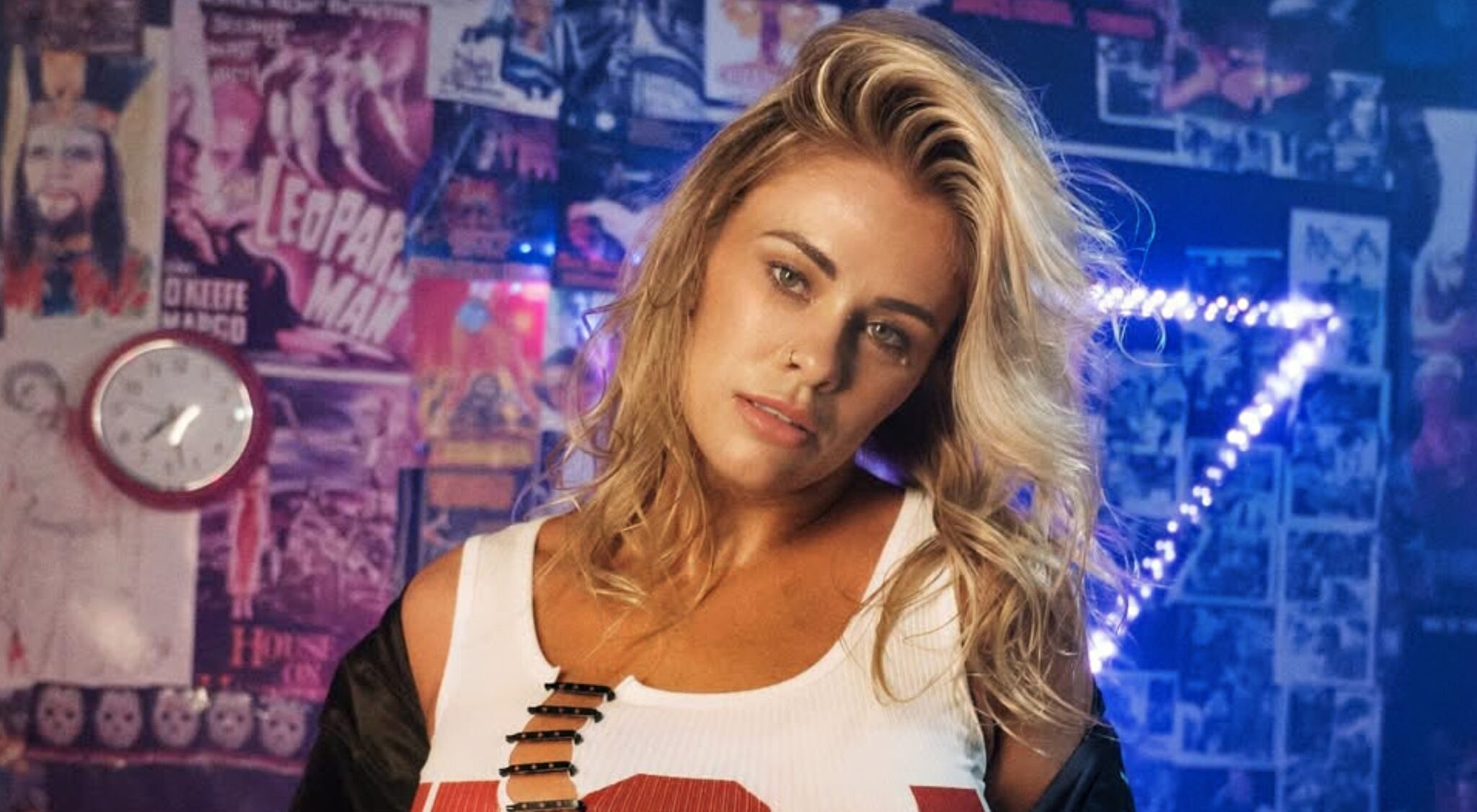 Paige VanZant Goes Viral After Fans Notice What She's Eating In Raunchy ...