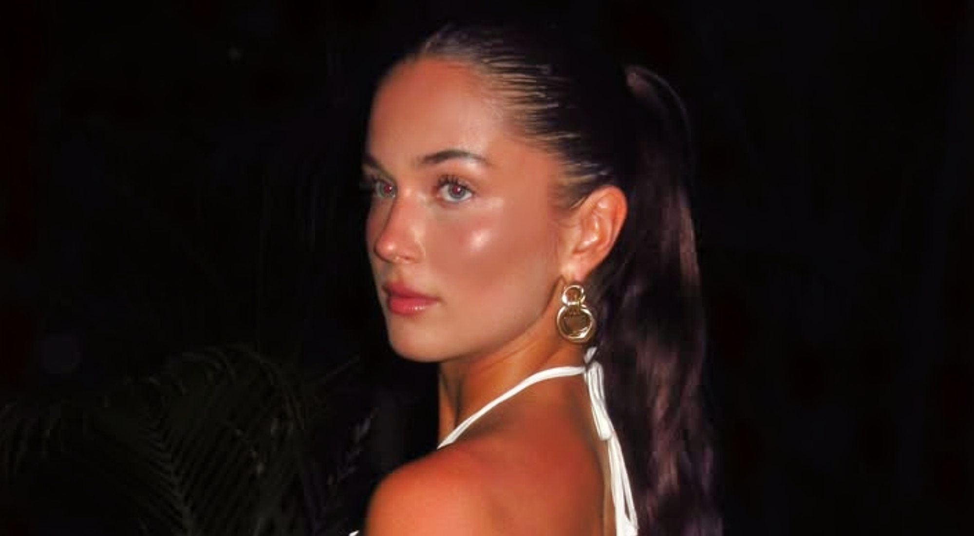 NFL Superstar's Ex-Girlfriend Is Getting Plenty Of Attention In Her ...