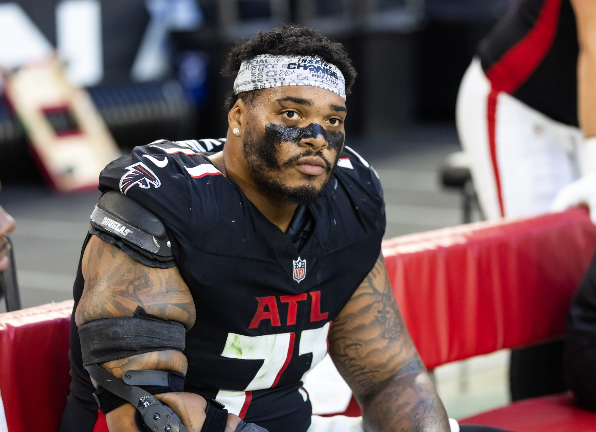 Elijah Wilkinson Destroys Atlanta Falcons For Being "Clown Show"