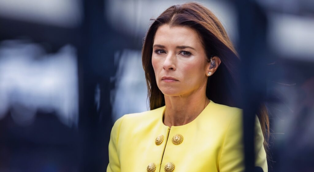 Danica Patrick Turns Heads With Gym Workout Photos Showing Off Her ...