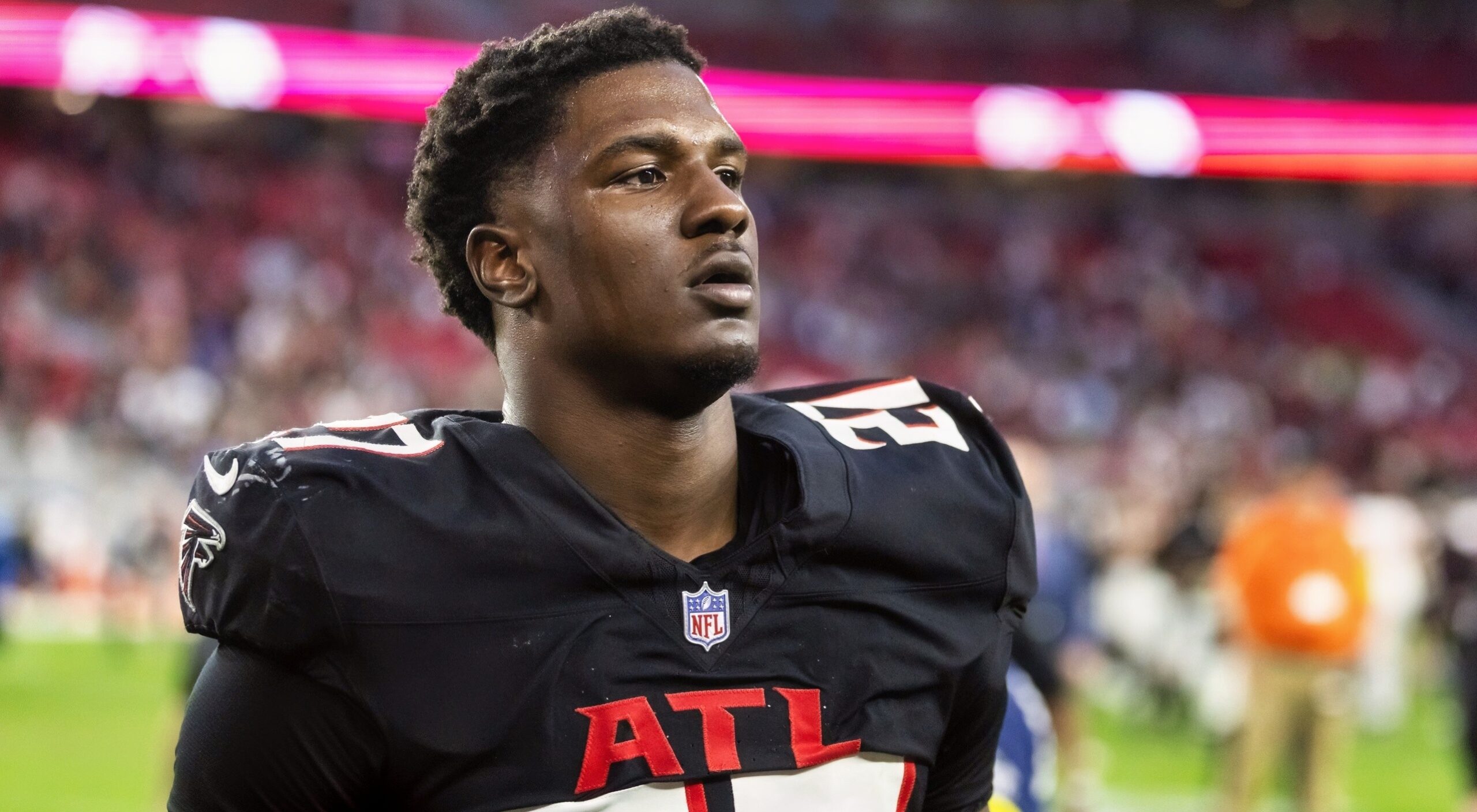 Falcons Star James Pearce Jr. Ignites Viral Frenzy with Stunning ...