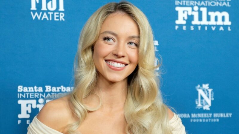 Pics Of Sydney Sweeney “In Real Life” Are Going Viral — Cameras Catch ...