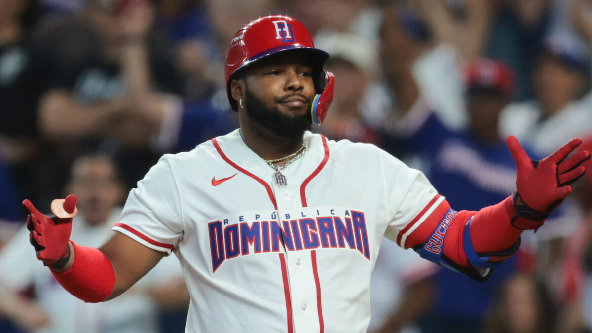 Vladimir Guerrero Jr.’s Epic Dive Is Easily One Of The Best WBC Moments