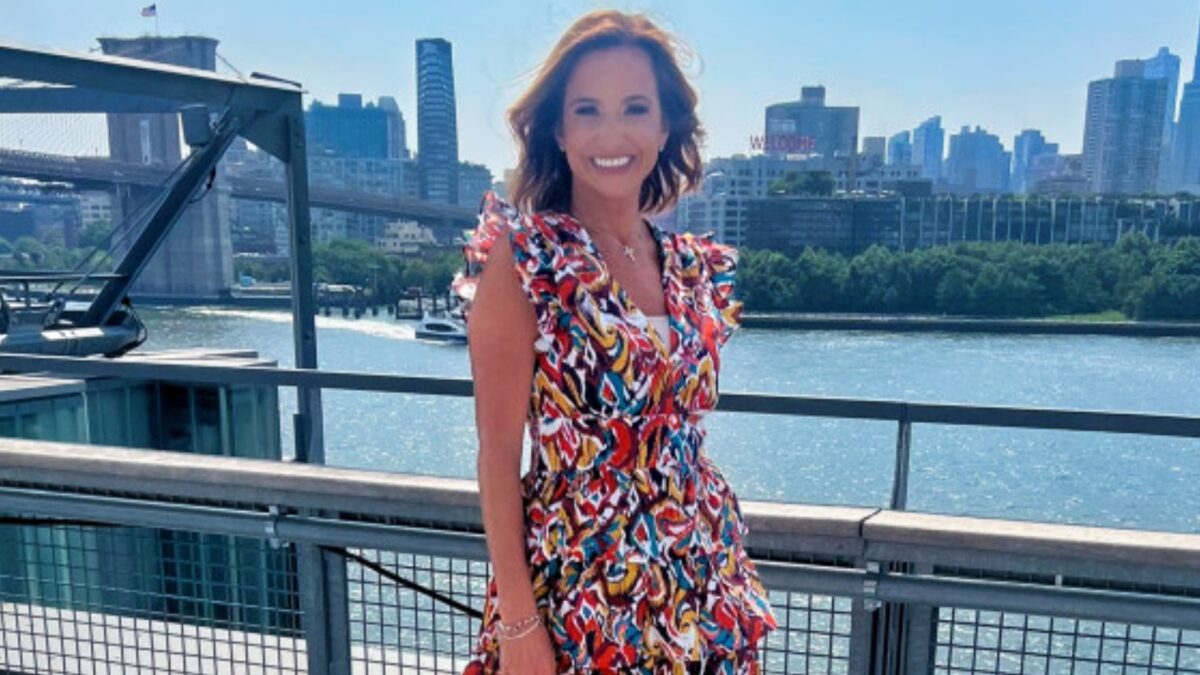 How's Dianna Russini Dealing With Mike Vrabel Scandal Behind Closed ...
