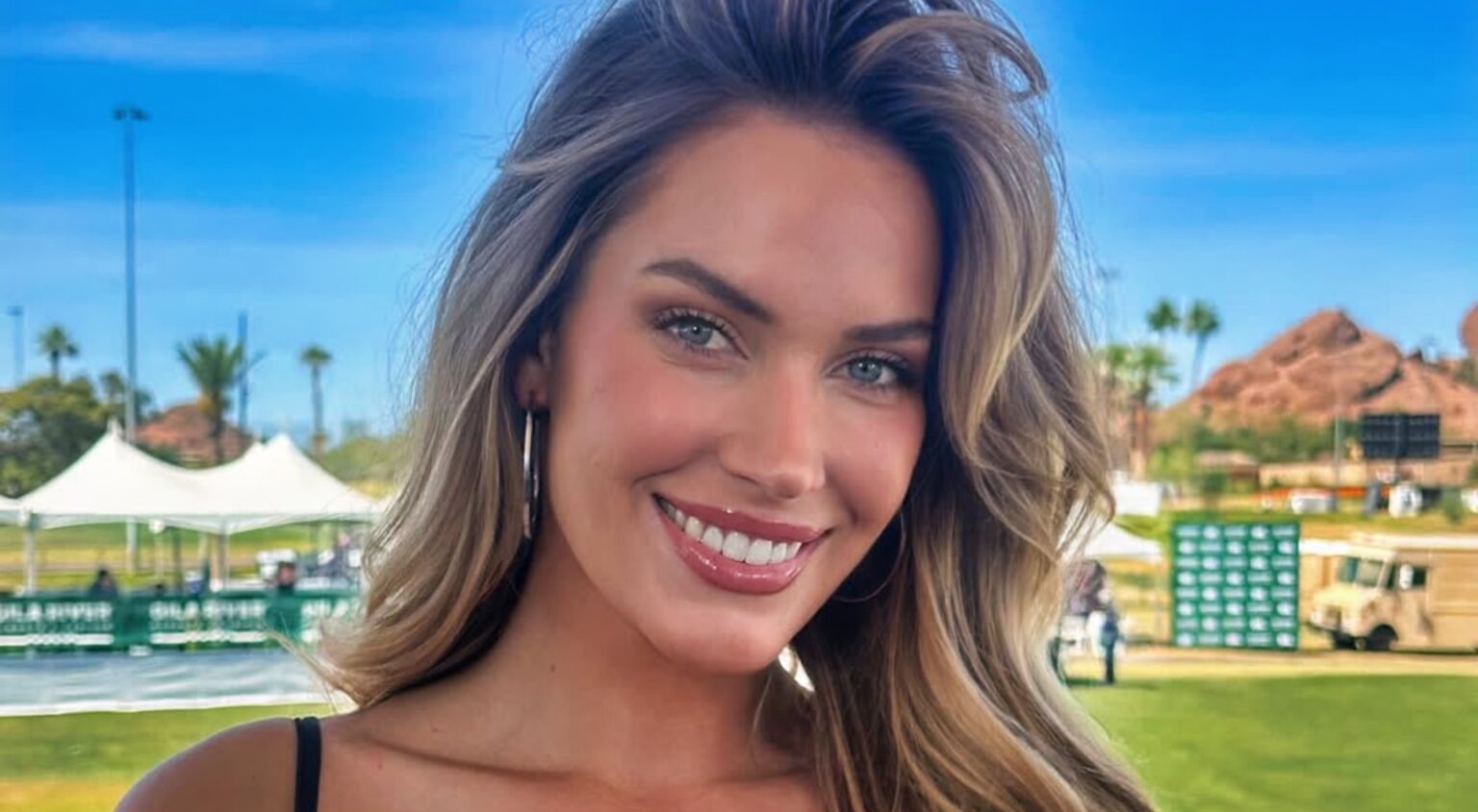 Paige Spiranac Goes Viral Running in Underwear to Make Her Early Tee ...