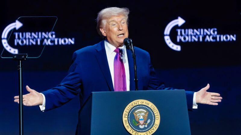 Footage Of Donald Trump Revealing His New Haircut Is Going Viral With ...