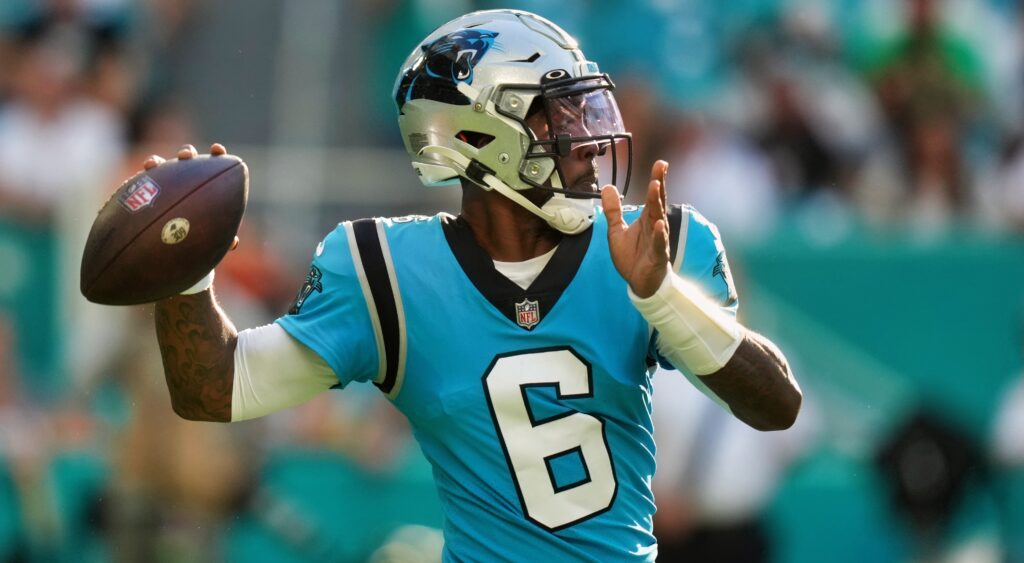 Former Seahawks QB Shocks NFL World With Sudden Retirement At 31