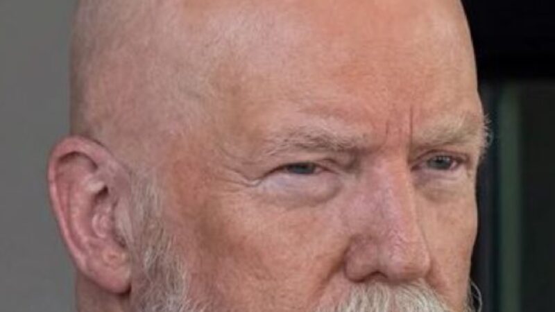 Viral Photo Of President Donald Trump With A Shaved Head & Beard Is ...