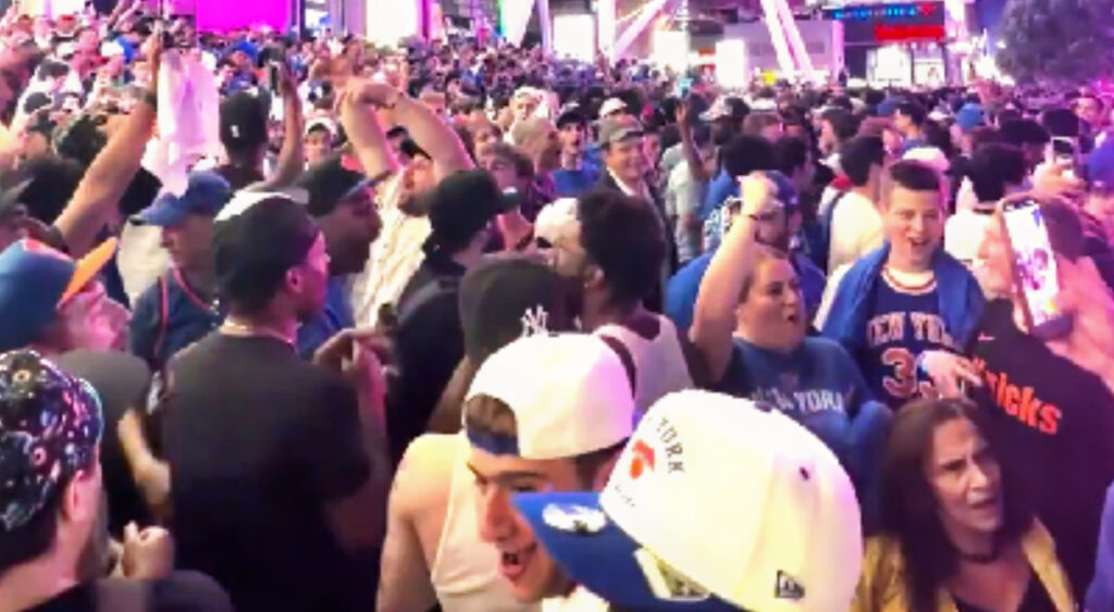 Knicks Fans Break Through Police Barricades At Parade