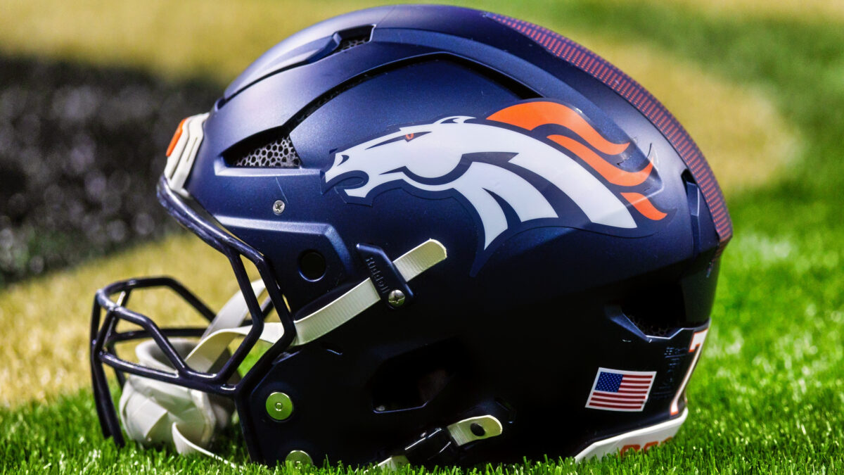 Denver Broncos Rookie With $5.6M Contract Caught "Begging" Fans For ...