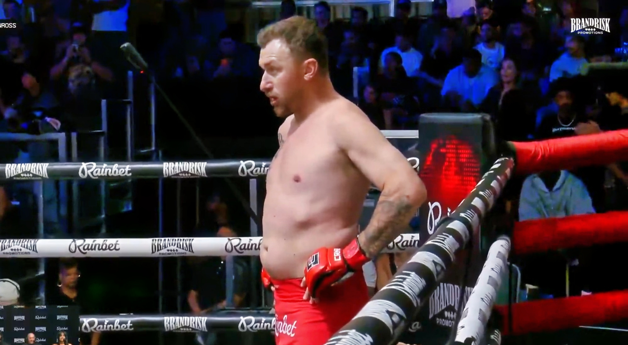 Johnny Manziel Beat The Brakes Off Bob Menery For 1st Round TKO In MMA ...