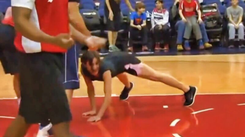 Footage Of Dianna Russini Taking A Charge & Striking A Raunchy Pose At ...