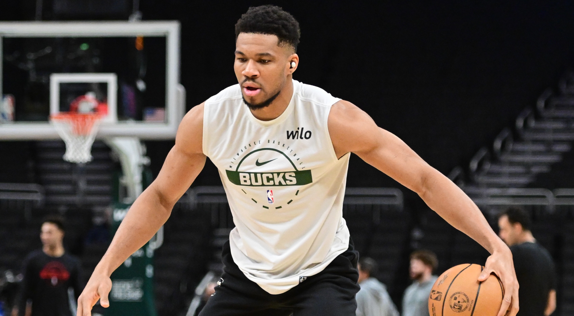 Heat Superstar Could Be Key Piece in Potential Giannis Antetokounmpo ...