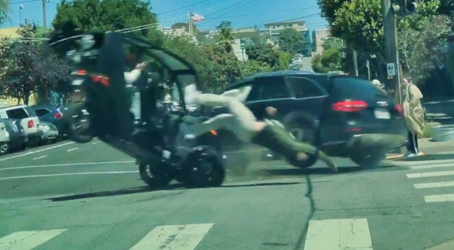 Three-Wheeler Golf Cart Goes Flying After T-Boning Luxury Audi In San ...