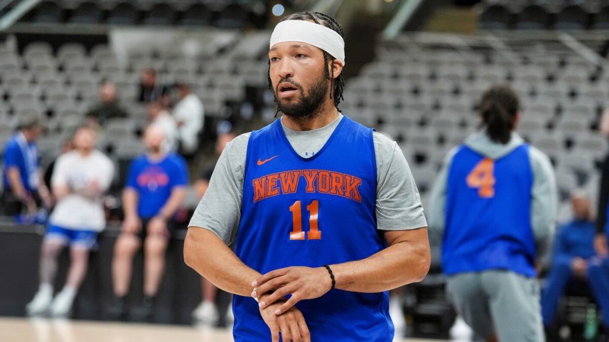 Entire Knicks Squad Caught on Camera Bullying Jalen Brunson as ...