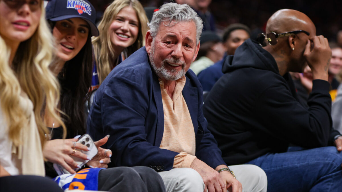 James Dolan Goes From Getting Booed to Earning a Standing Ovation After ...