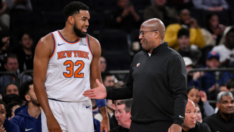 Karl-Anthony Towns Has Hilarious Reaction to Mike Brown’s Pregame Ritual