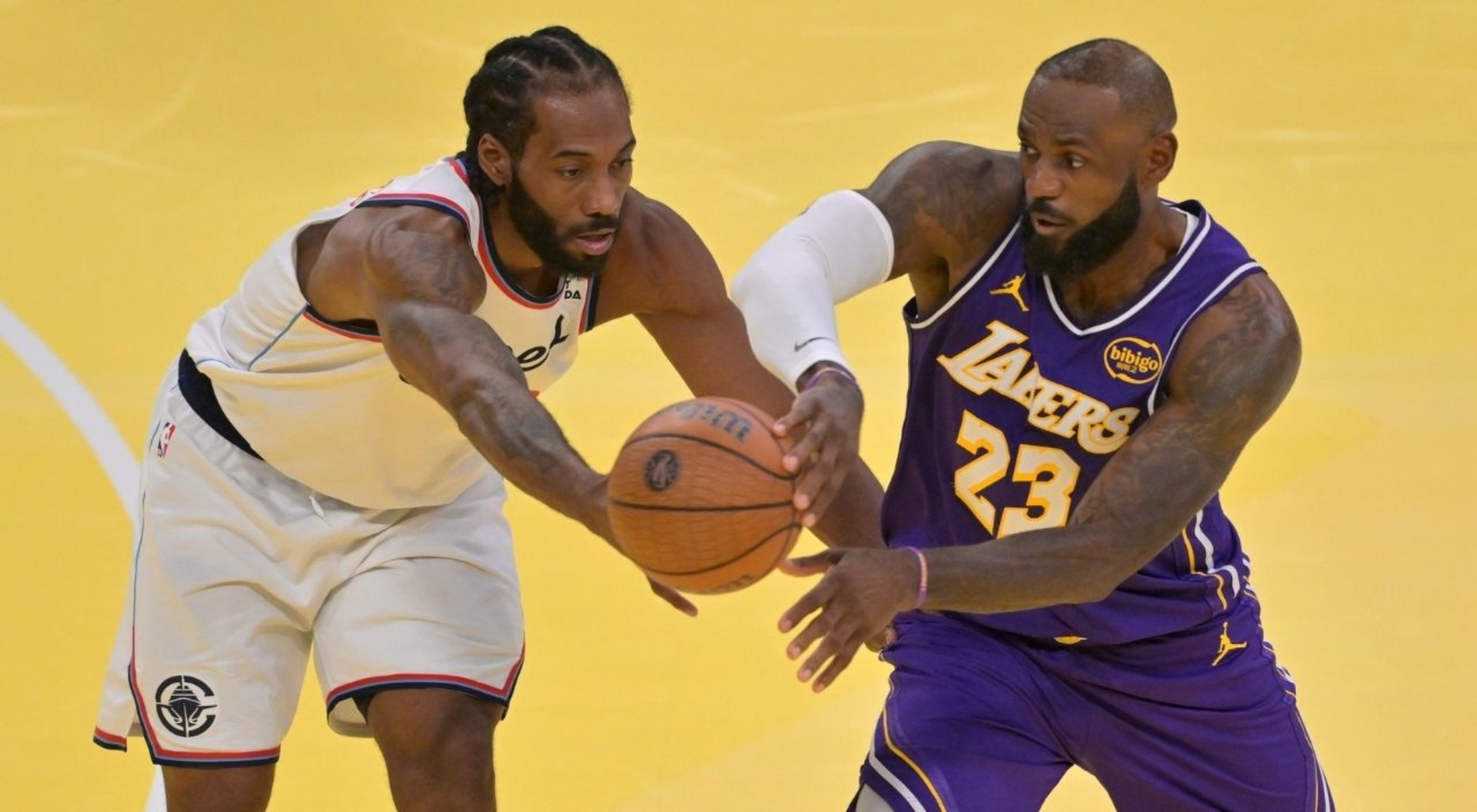 Warriors Dream Scenario Pairing LeBron James and Kawhi Leonard With ...