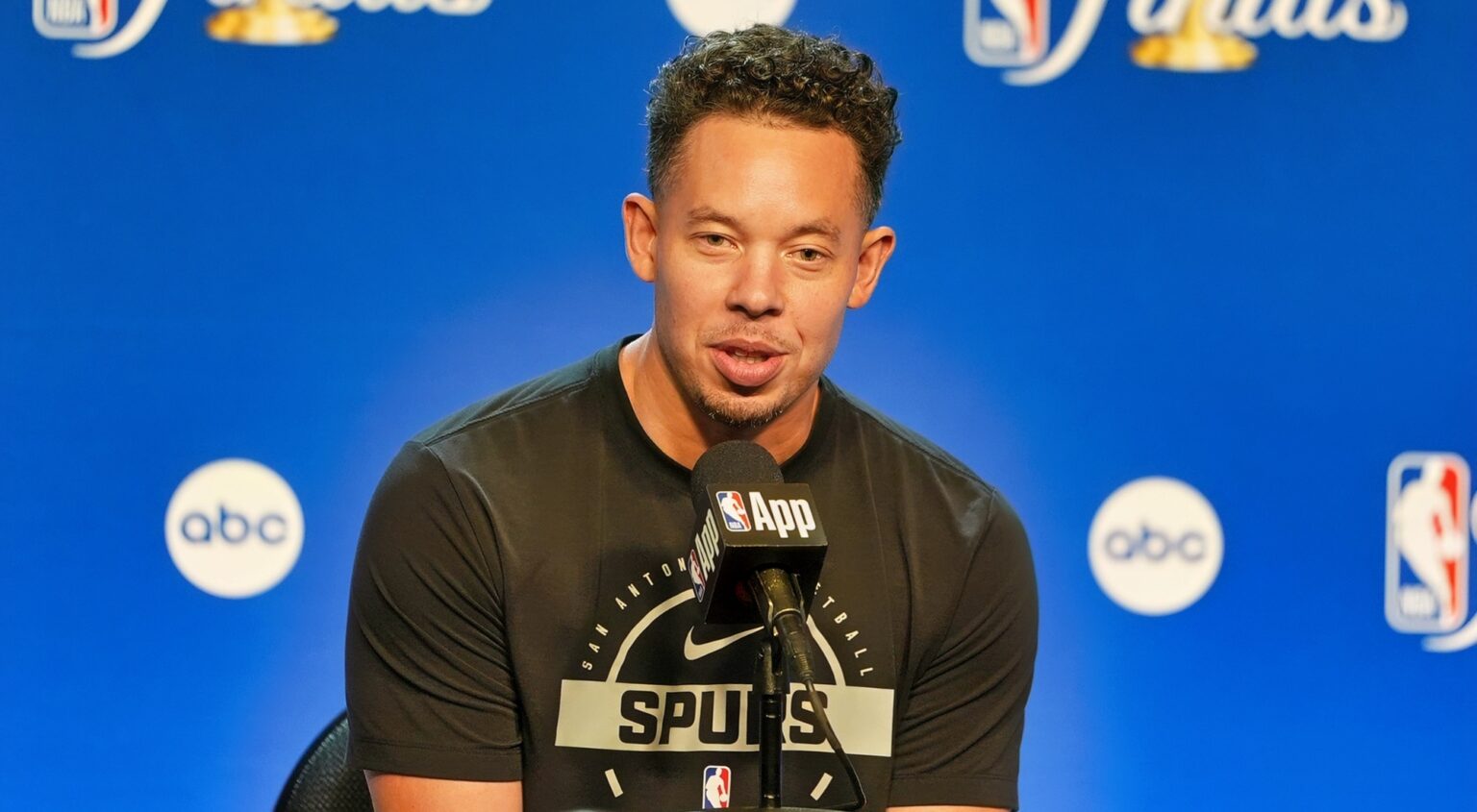 Jeremy Lin Calls Out Spurs' Game 1 Strategy and Questions Mitch Johnson ...