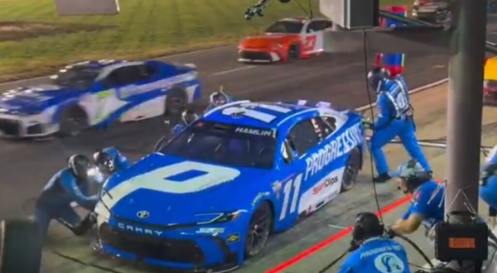"Bro Got Scared When He Saw All That" — Dude Tried To Film a NASCAR Pit ...