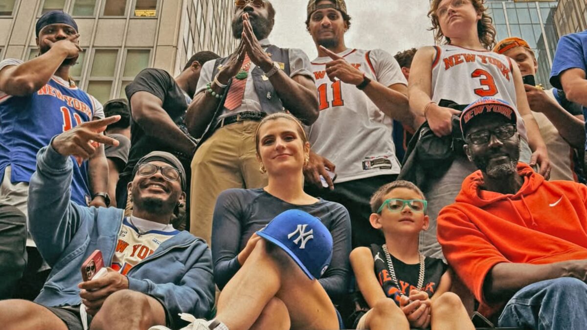 Social Media Sleuths Have Uncovered Instagram Account Of Female Knicks ...