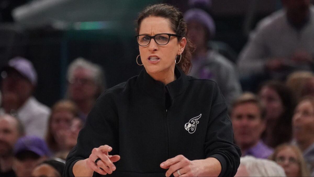 WNBA Insider Criticizes Stephanie White's Substitution Patterns in ...