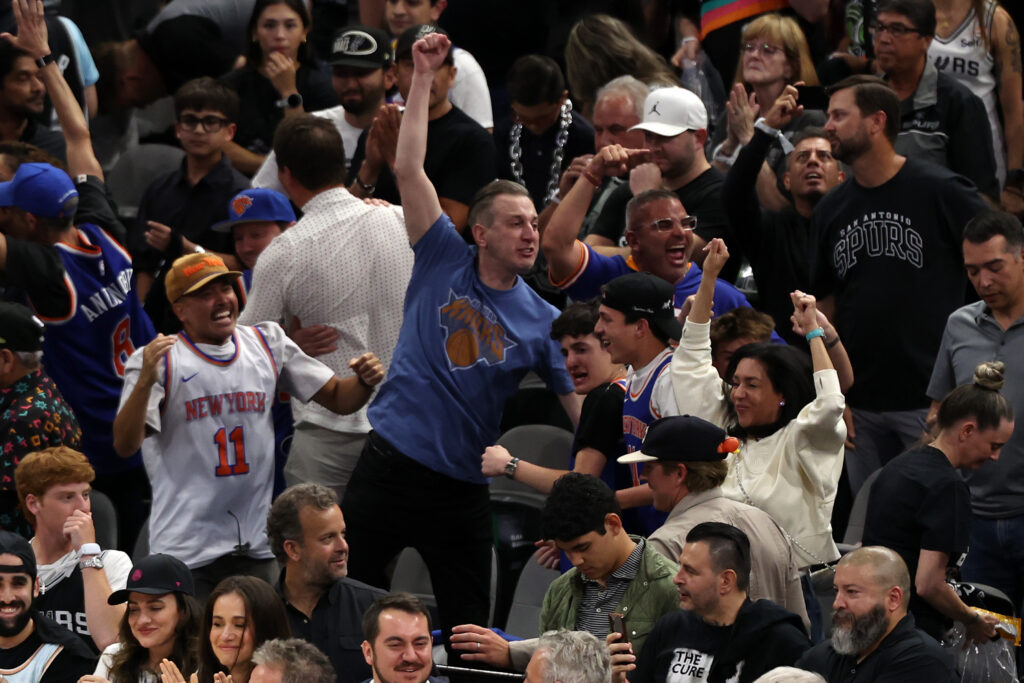 Madness In NYC — Knicks Fan Uses Street Sign As Weapon As Massive Brawl ...